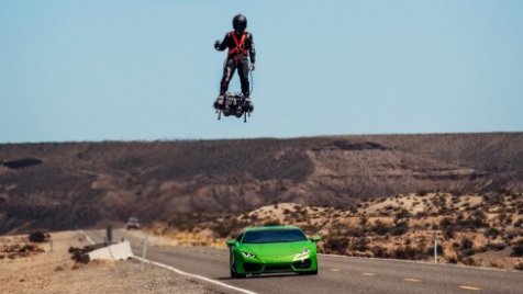 Hoverboard volant : une vidéo de Flyboard Air absolument magnifique ...