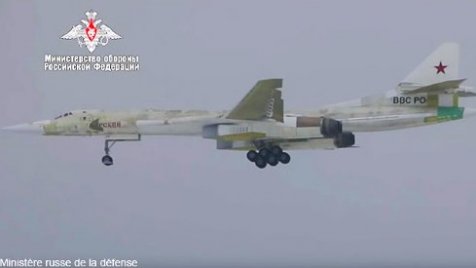 Le « nouveau concorde », le bombardier supersonique russe Tu-160 ...