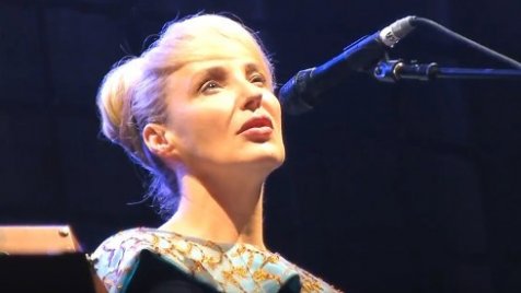 Lisa Gerrard (Dead Can Dance) : du Sacrifice à la Rédemption, une ...