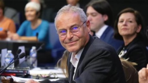 La victoire du Professeur PERRONNE - Agoravox TV